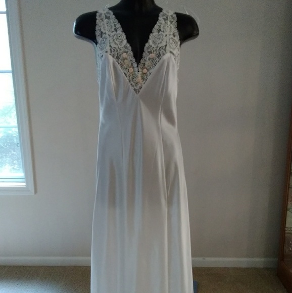 Cerie | Intimates & Sleepwear | Cerie Satiny Long Gown | Poshmark
